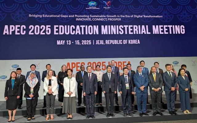 教育部出席「第七屆APEC教育部長會議」 分享我國優質數位教育成果